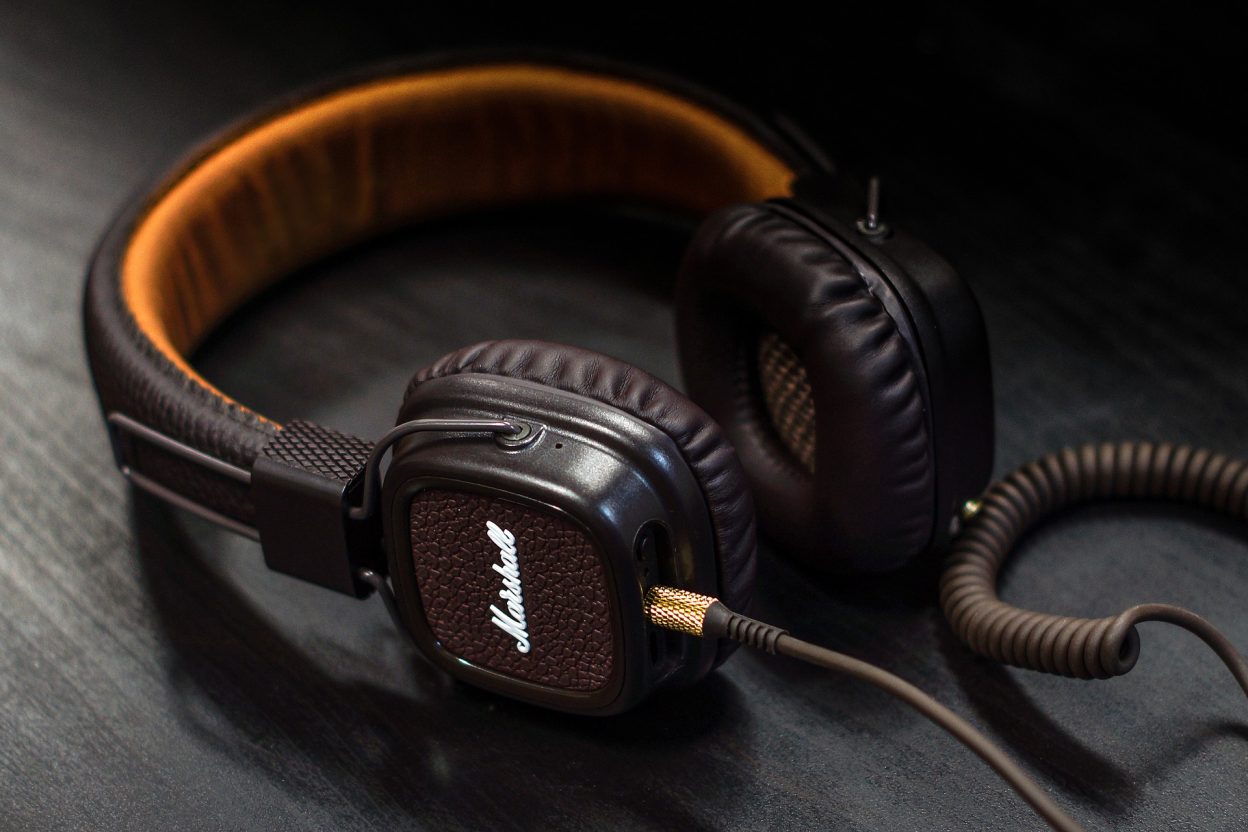 10 Best Open Back Headphones Reviewed in 2022